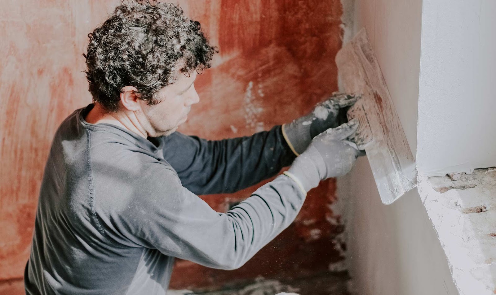 How To Skim Coat A Wall: A Complete Guide | OnDemand Painters